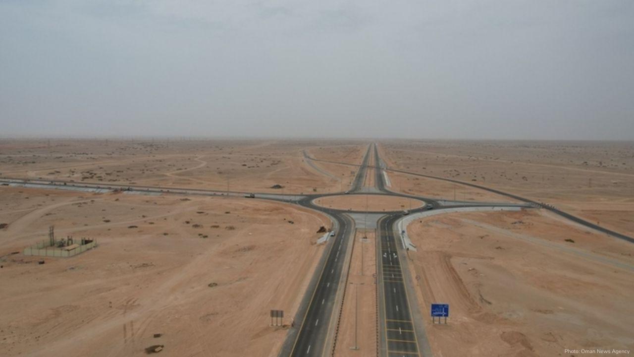 New Duqm Airport-Ras Markaz Road Opens for Traffic