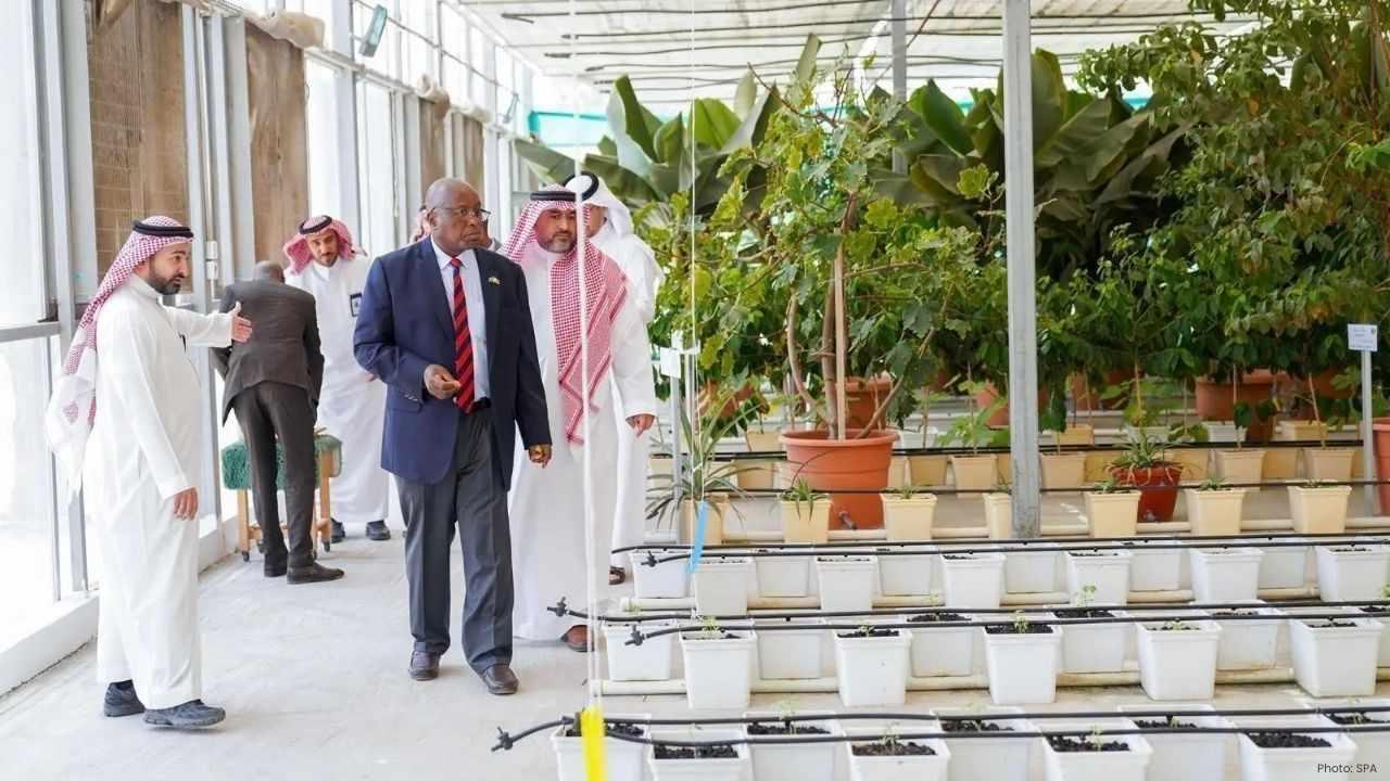 Saudi And Zimbabwe Officials Discuss Water And Irrigation Cooperation