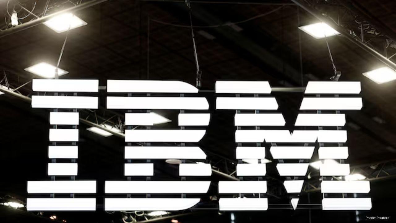 IBM Faces Cloud Growth Challenges While AI Mainframes Surge