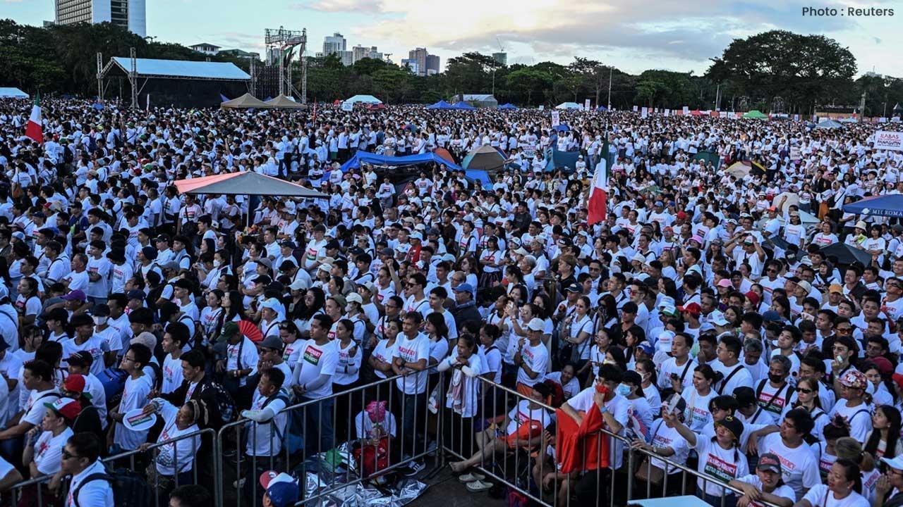 Over 200,000 Rally in Philippines Against Corruption